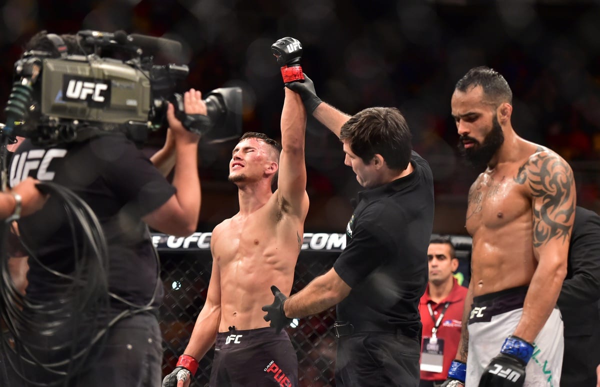 Highlights: Kneebar Ends Amazing Comeback At UFC Chile