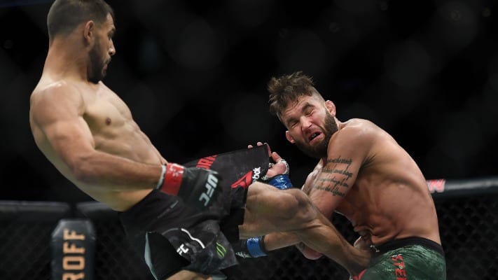 Twitter Reacts To Yair Rodriguez & Jeremy Stephens' War At UFC Boston Twitter Reacts To Yair Rodriguez & Jeremy Stephens' War At UFC Boston