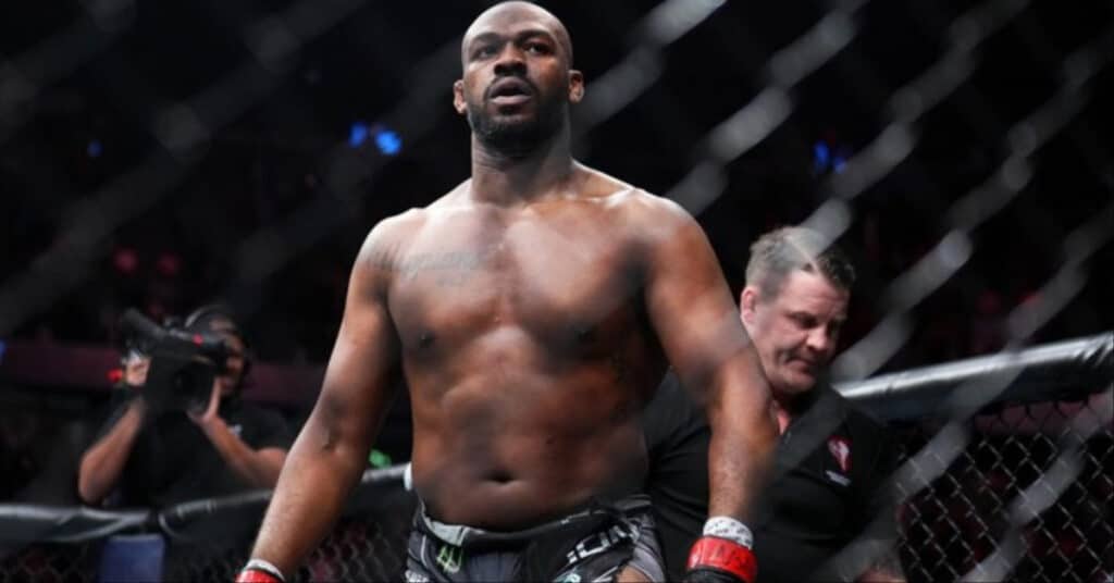Jon Jones Sends Encouraging Video To Bullied School Student Taunted As ...