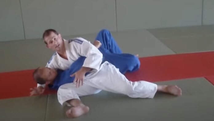 Kesa Gatame Side-Control