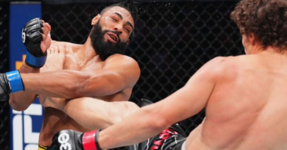 Roman Kopylov Scores Picture-perfect Head Kick KO Against Claudio ...