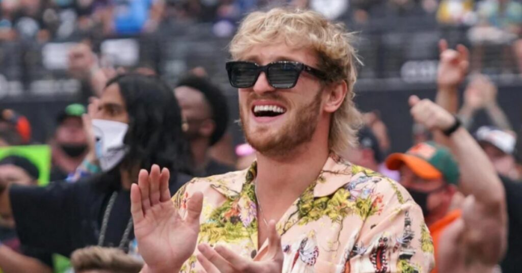 Logan Paul Can't Help But Laugh At Dillon Danis' Relentless Trolling ...
