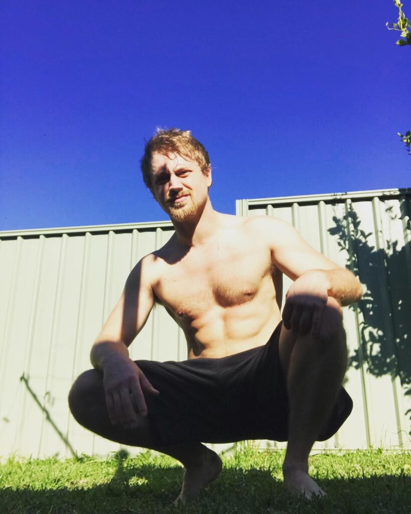 The Asian Squat: The History & Health Benefit