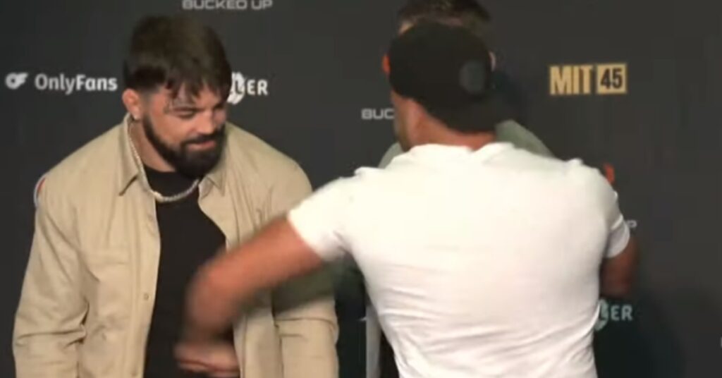 'Platinum' Mike Perry And Eddie Alvarez Traded Body Shots During Their ...