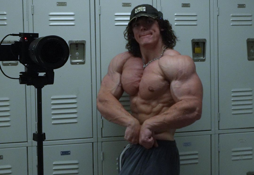 Sam Sulek: Famous Fitness YouTuber