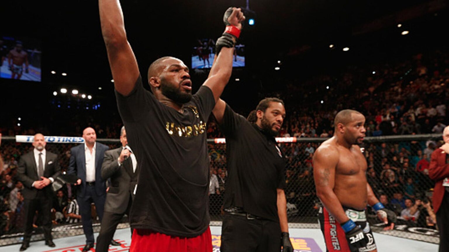 Daniel Cormier Nearly Walks Out Of Podcast After Host Dubs Jon Jones ...