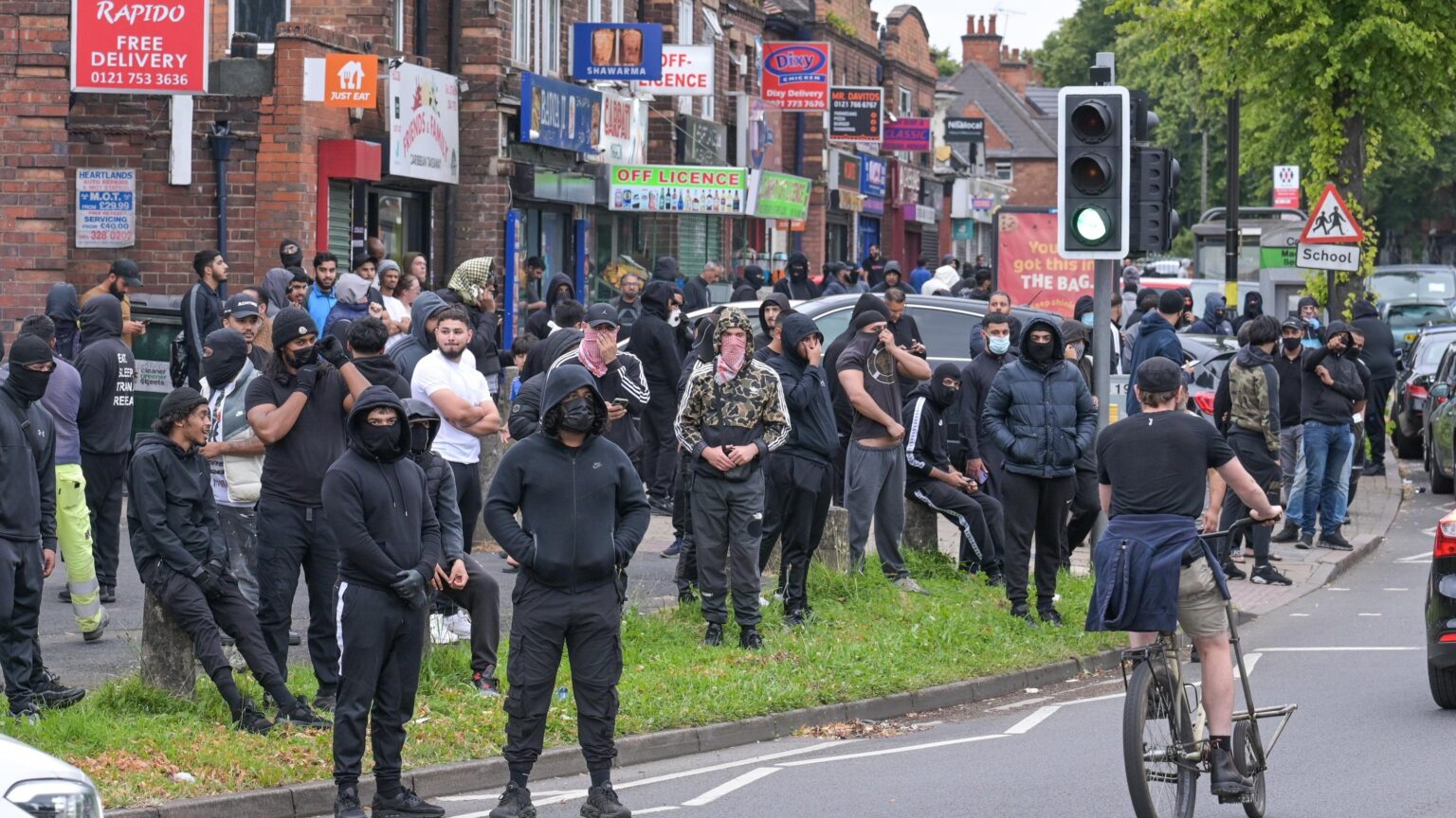 Leon Edwards Explains Postcode Wars: "People Died Without Knowing Why ...