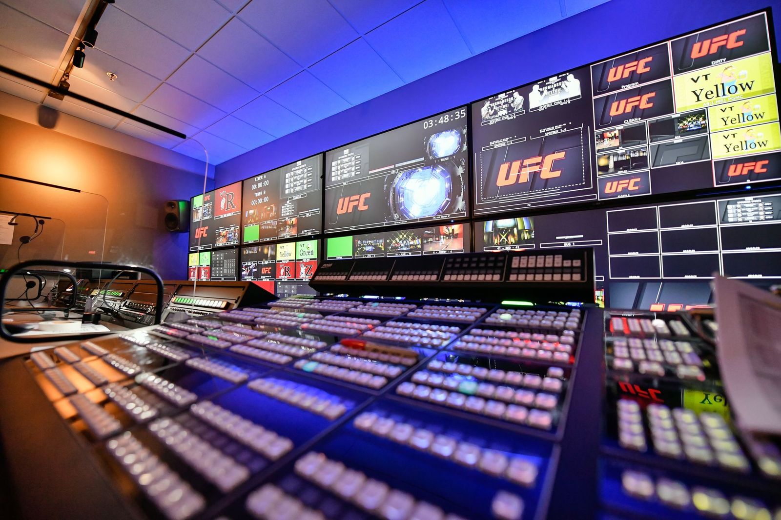 UFC Eyes $1B Netflix Deal Amid ESPN Rift - Is Netflix The Future Of ...