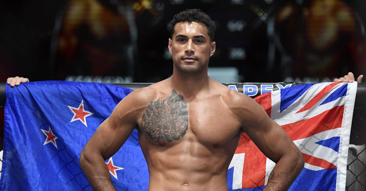 Dana White Drops UFC 327 Bombshell: Jiri Prochazka Vs. Carlos Ulberg ...