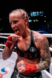 Jessica Borga Sleeps Hannah Rankin In 32 Seconds To Win Inaugural ...