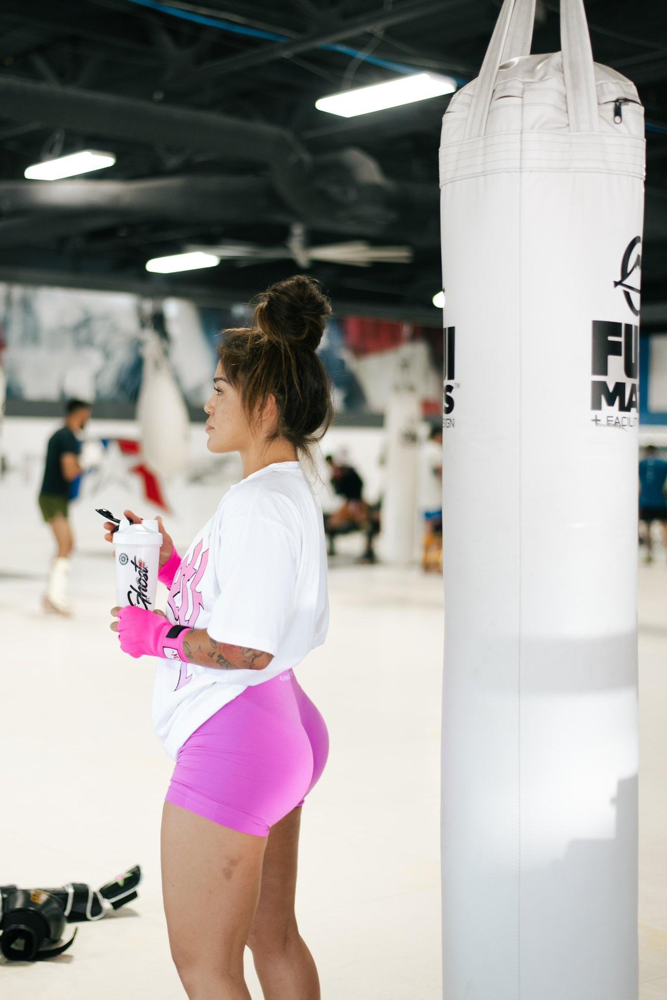 Look: Tracy Cortez Flaunts Fight-Ready Physique Ahead Of UFC 317 ...
