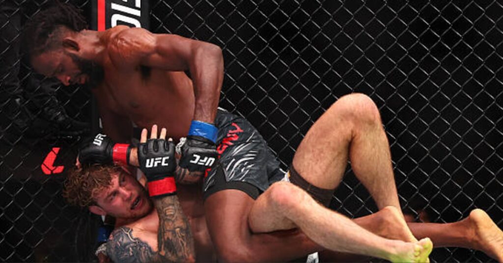 Neil Magny Delivers Controversial Comeback Submission Against Jake ...