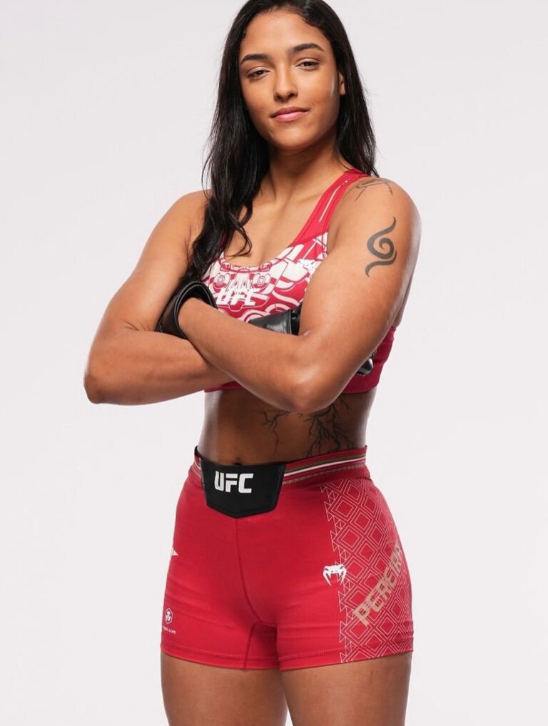 Alice Pereira Makes History As UFC's Youngest Female Fighter Ever At 19