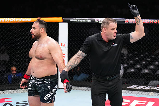 Hamdy Abdelwahab Brutalizes Chris Barnett In Dominant Decision Victory ...