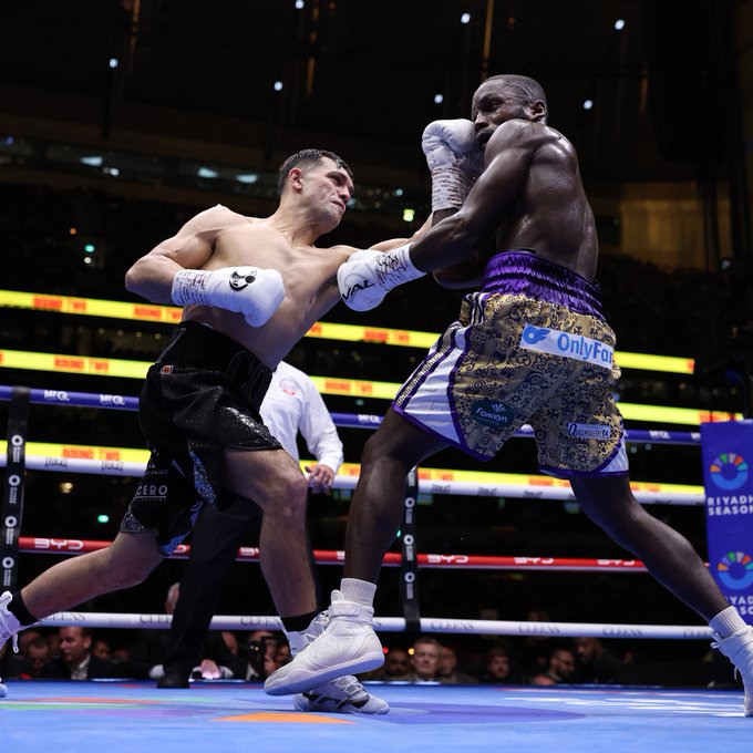 Jack Catterall Knocks Ekow Essuman Out Of The Ring In Shocking 11th ...