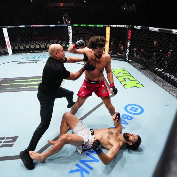 Ismail Naurdiev Sleeps Ryan Loder With Booming Overhand Right In First ...