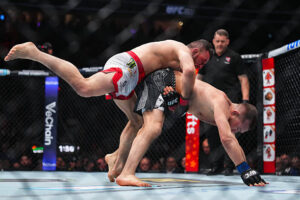 Petr Yan Stuns Merab Dvalishvili To Reclaim Bantamweight Belt - UFC 323 ...